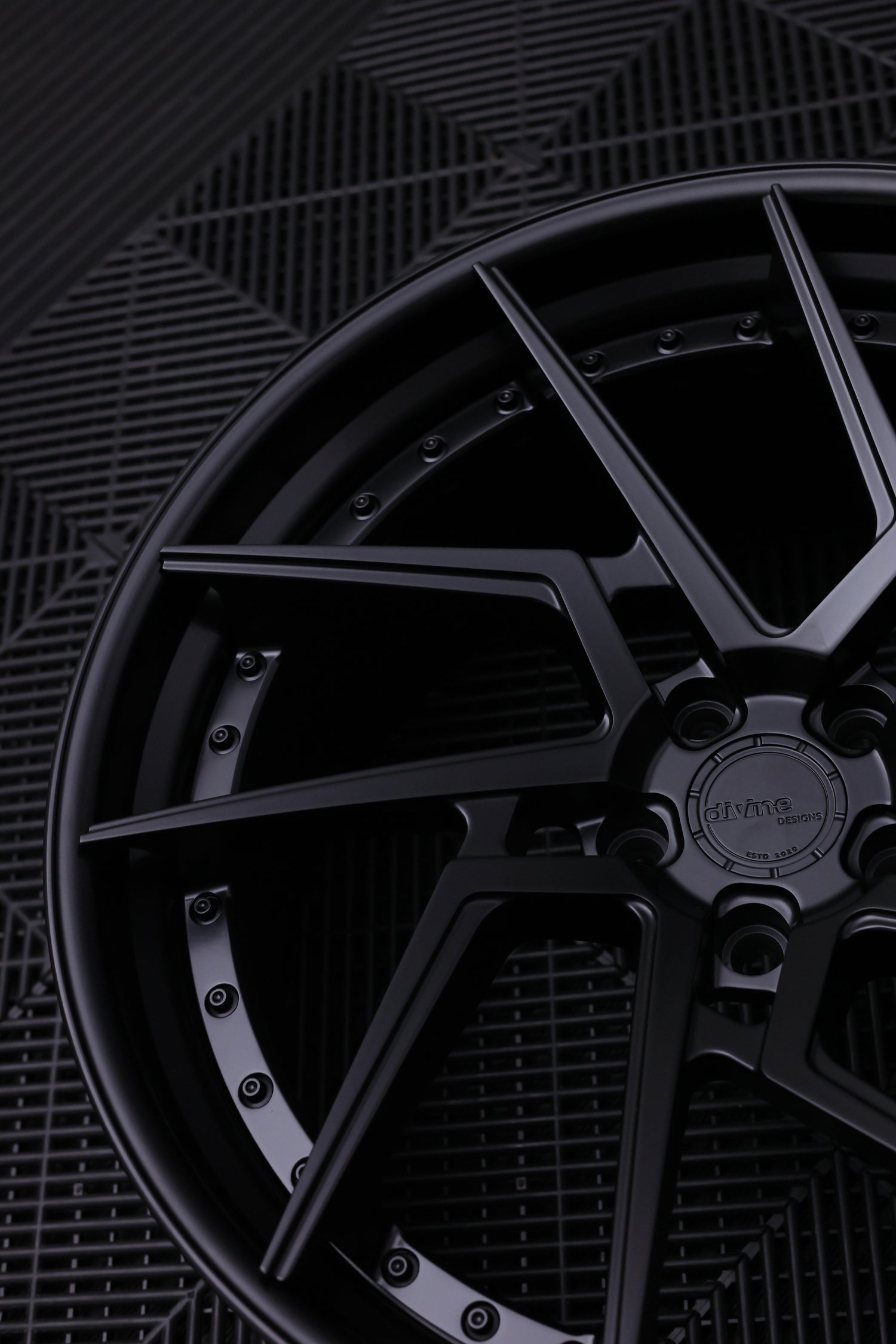divine DESIGNS. Wheel Creation and Car Accessories Specialist ...